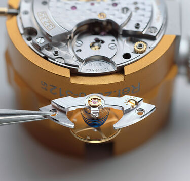 Rolex Servicing Procedure - Official Jeweler