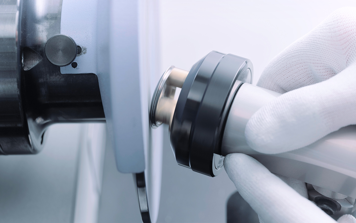 Rolex Servicing Procedure - Official Jeweler