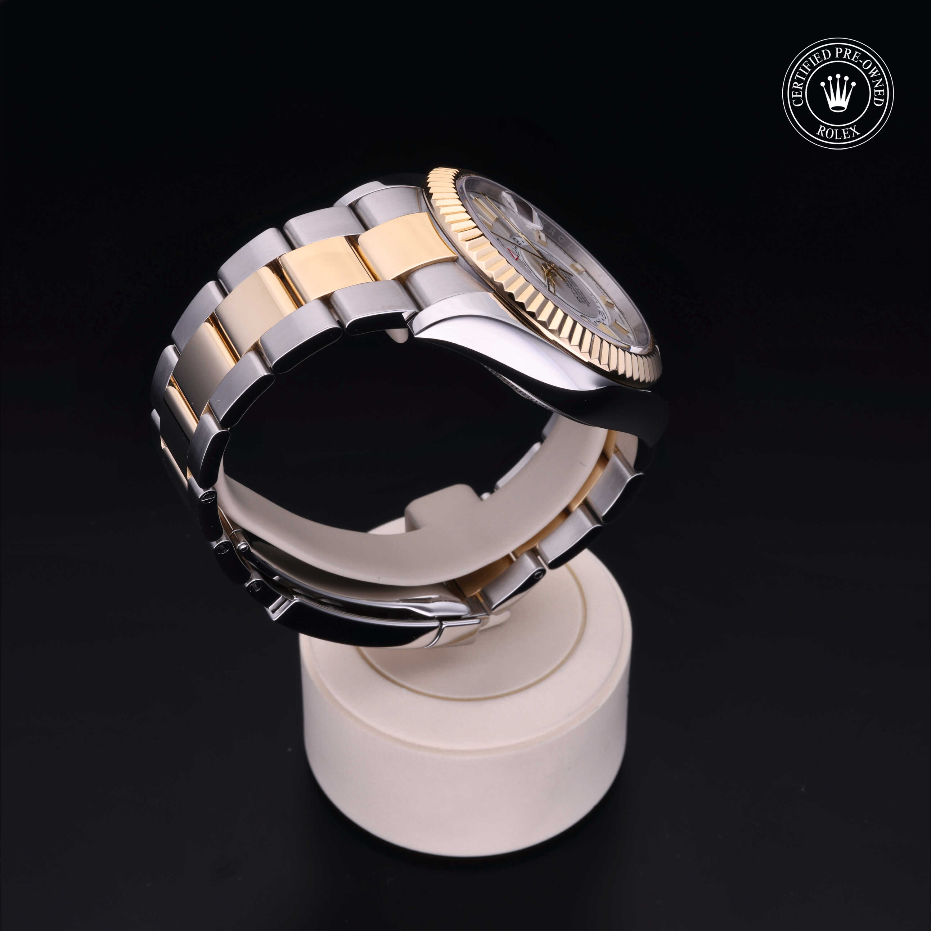 Rolex Certified Pre-Owned Sky-Dweller (326933)